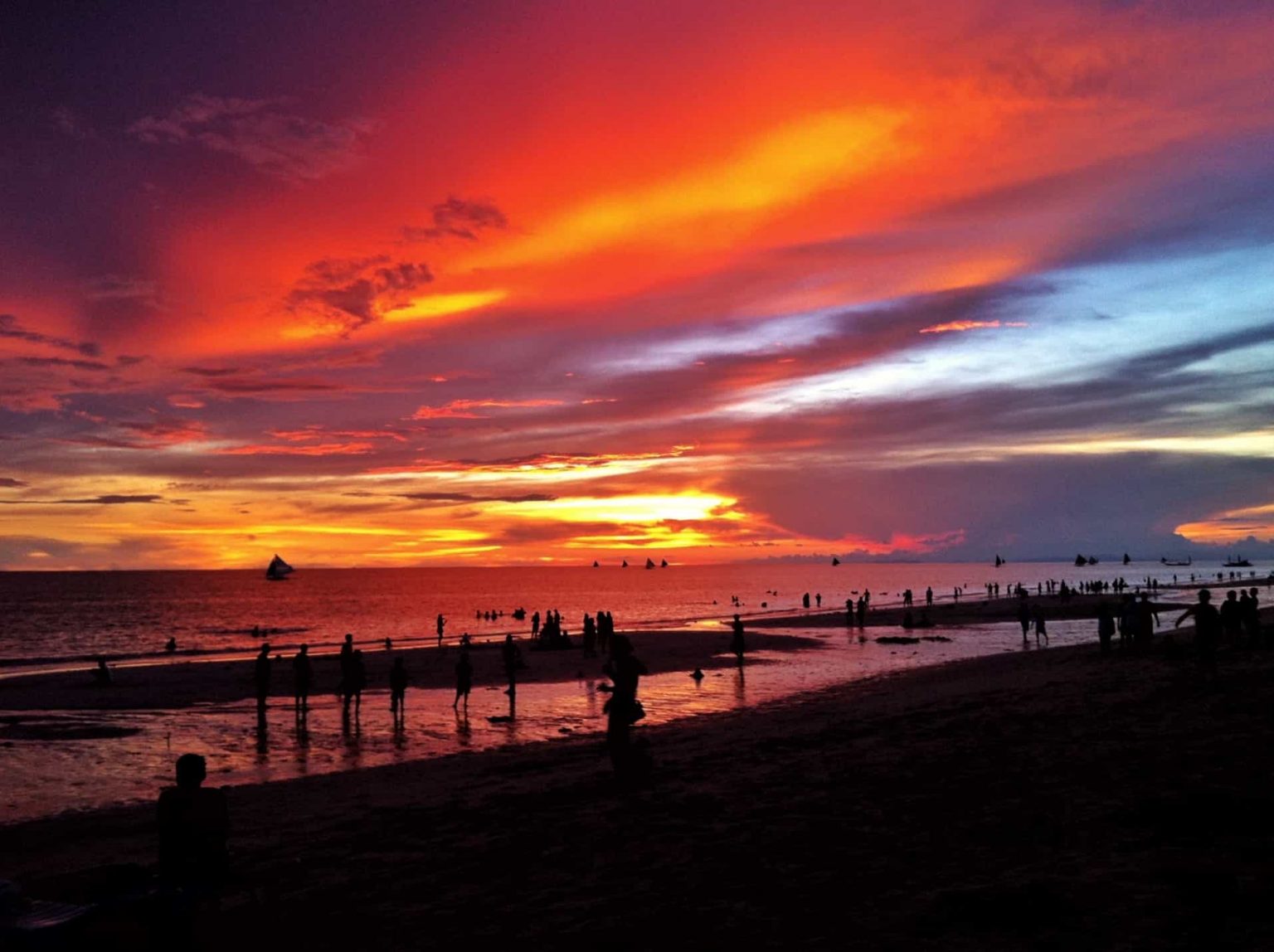 The Insanely Beautiful Sunsets of Boracay - Adventurous Miriam