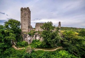 10 stunning Istria hilltop towns you have to visit - Adventurous Miriam