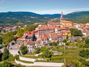 10 things to do in Hum, Croatia: The world's smallest town ...
